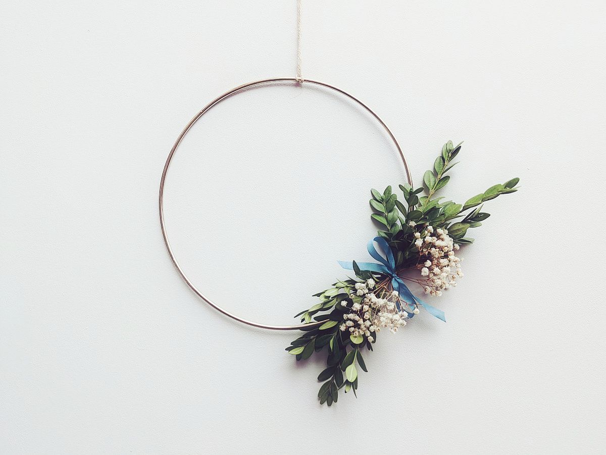 How to Make a Sweet Spring & Summer Wreath - Kindred + Willow