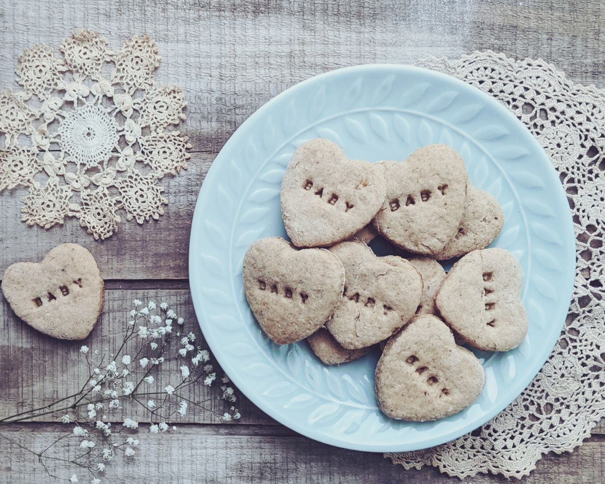 Baby Biscuits Recipe ~ Pumpkin & Fig Baby Cookies - Kindred + Willow