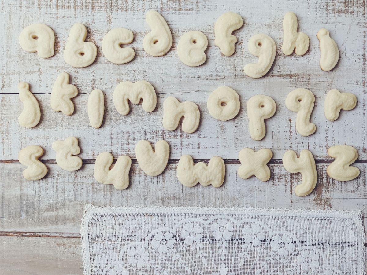 How to Make Lunchbox Letter Biscuits ~ Sugar Cookie Letters - Kindred ...