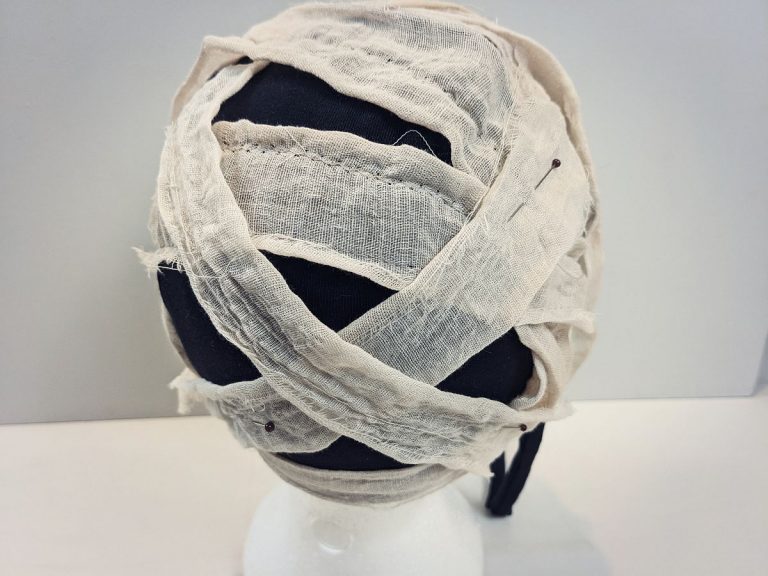 DIY Mummy Costume Tutorial - Kindred + Willow