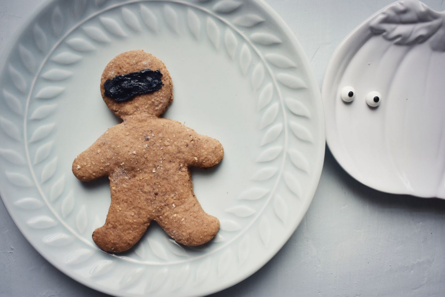 Gingerbread Mummy Cookies - Kindred + Willow