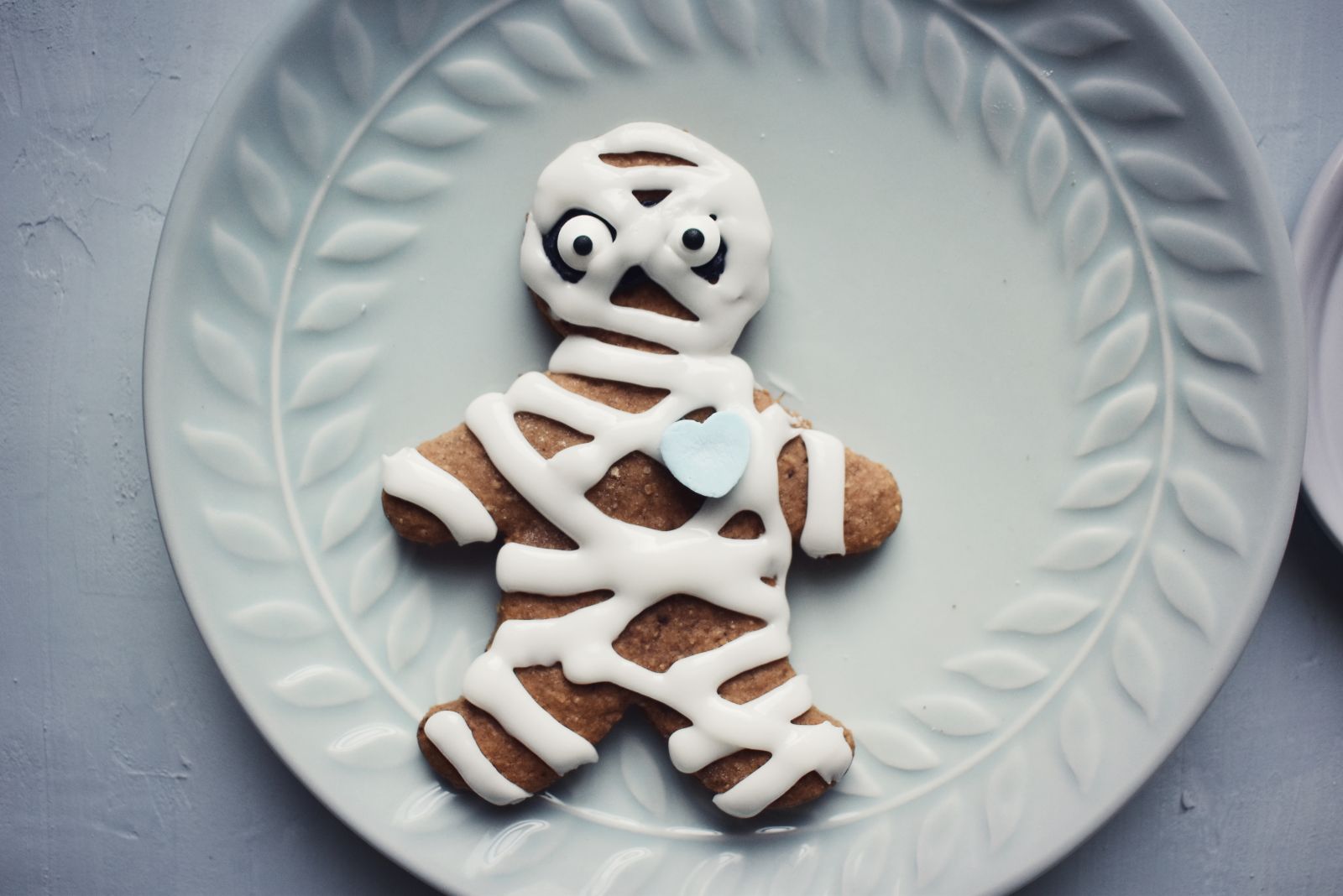 Gingerbread Mummy Cookies - Kindred + Willow